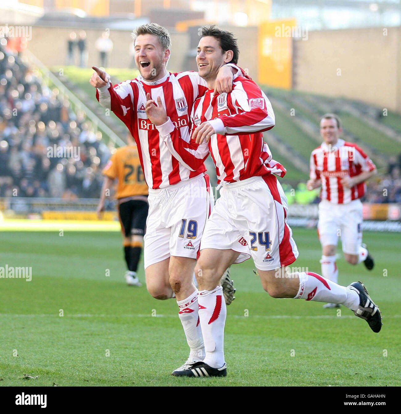 Soccer stoke full length team celebrate celebrates celebrating england ...