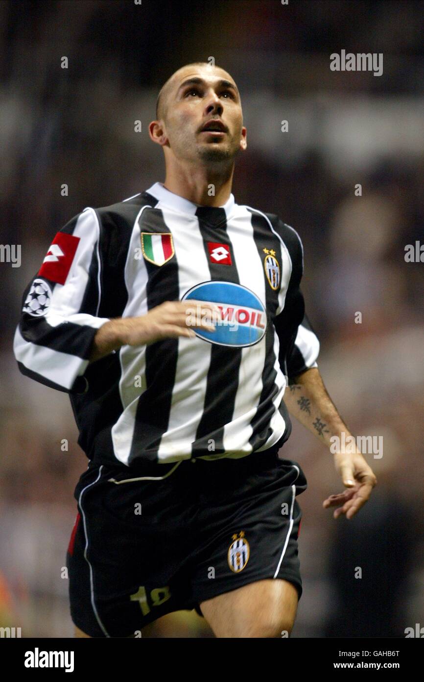 Soccer uefa champions league group e newcastle united v juventus hi-res ...