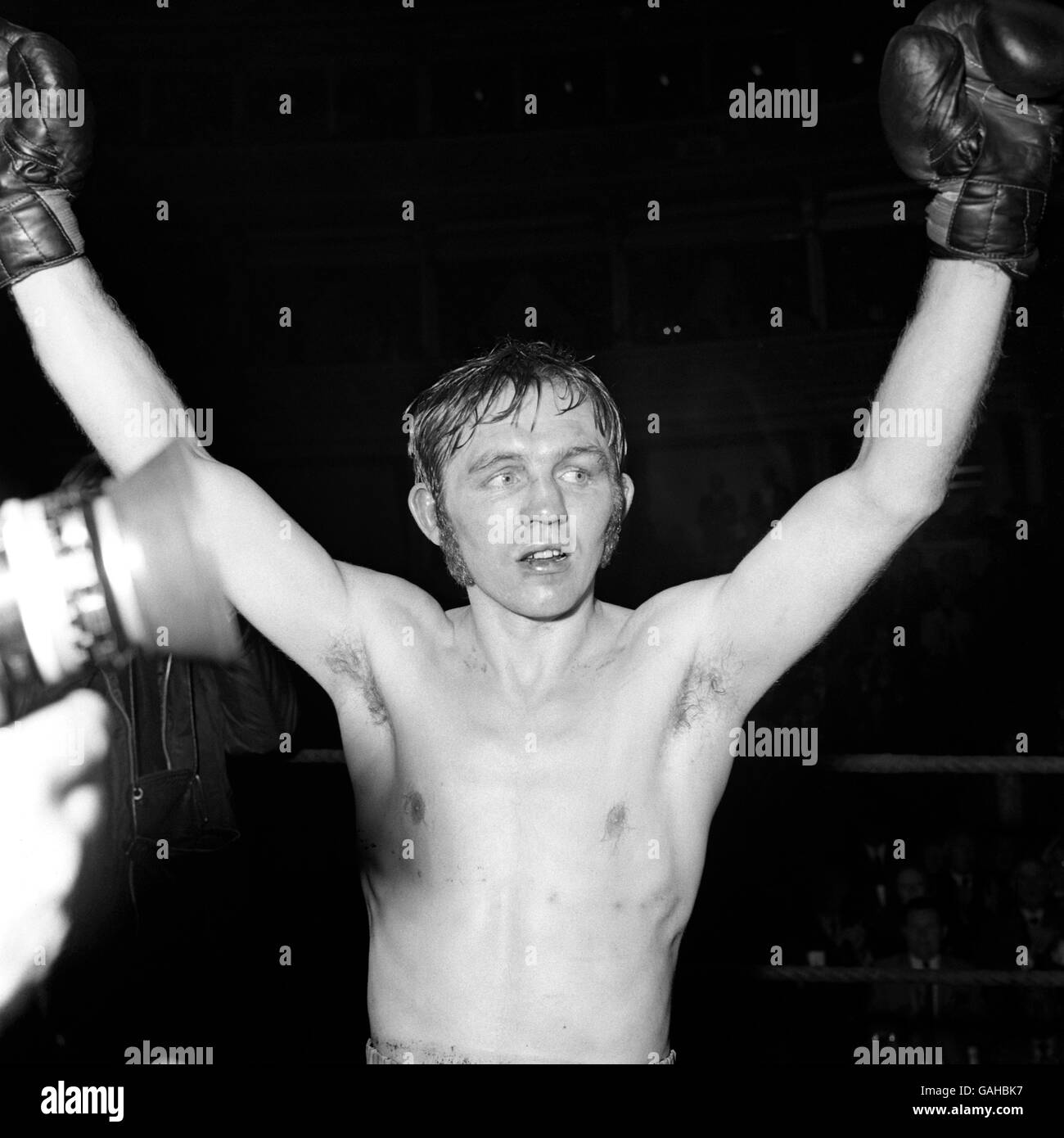 Boxing british bantamweight title alan rudkin clark royal albert hall ...