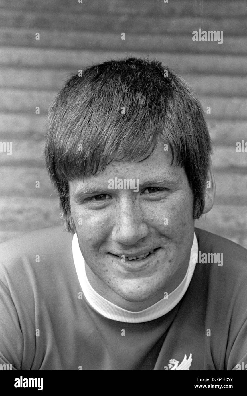 Soccer - Football League Division One - Liverpool Photocall. G Hughes ...
