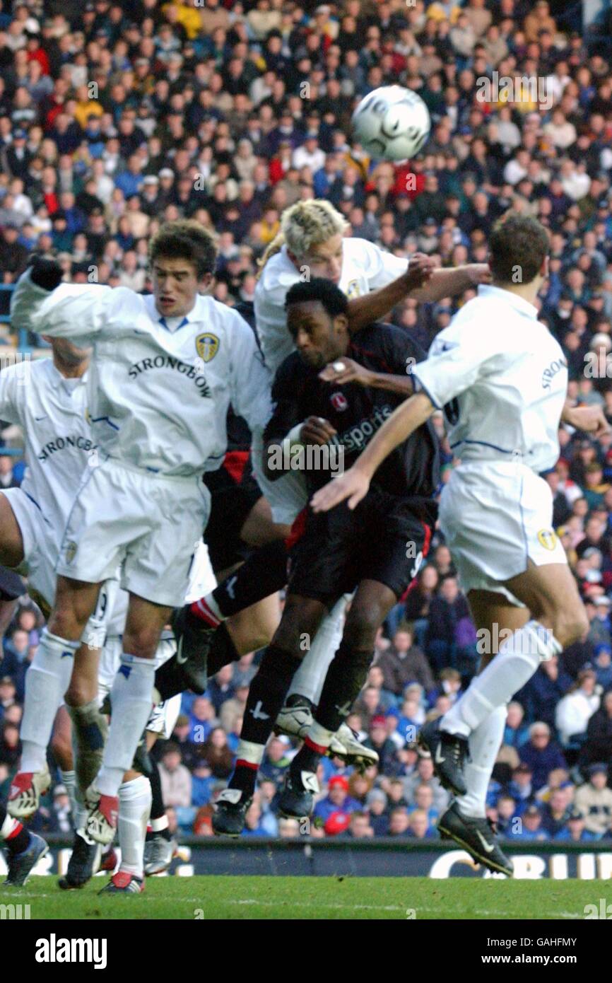 (L-R) Leeds United's Harry Kewell, Alan Smith and Charlton Athletic's ...