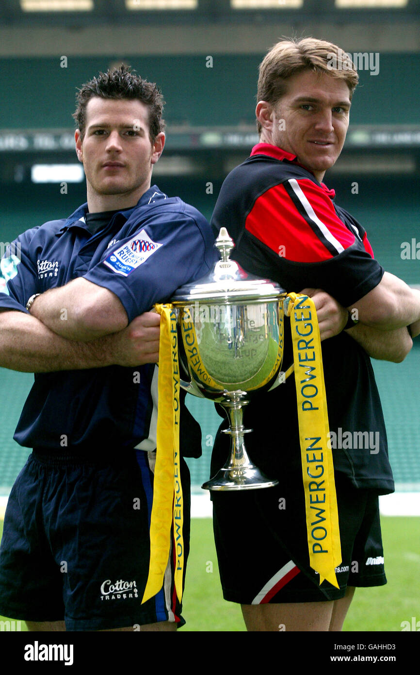 Sharks and tim horan of saracens with the powergen trophy hi-res stock ...