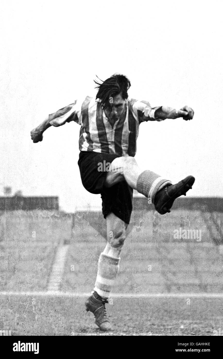 Len shackleton sunderland hi-res stock photography and images - Alamy