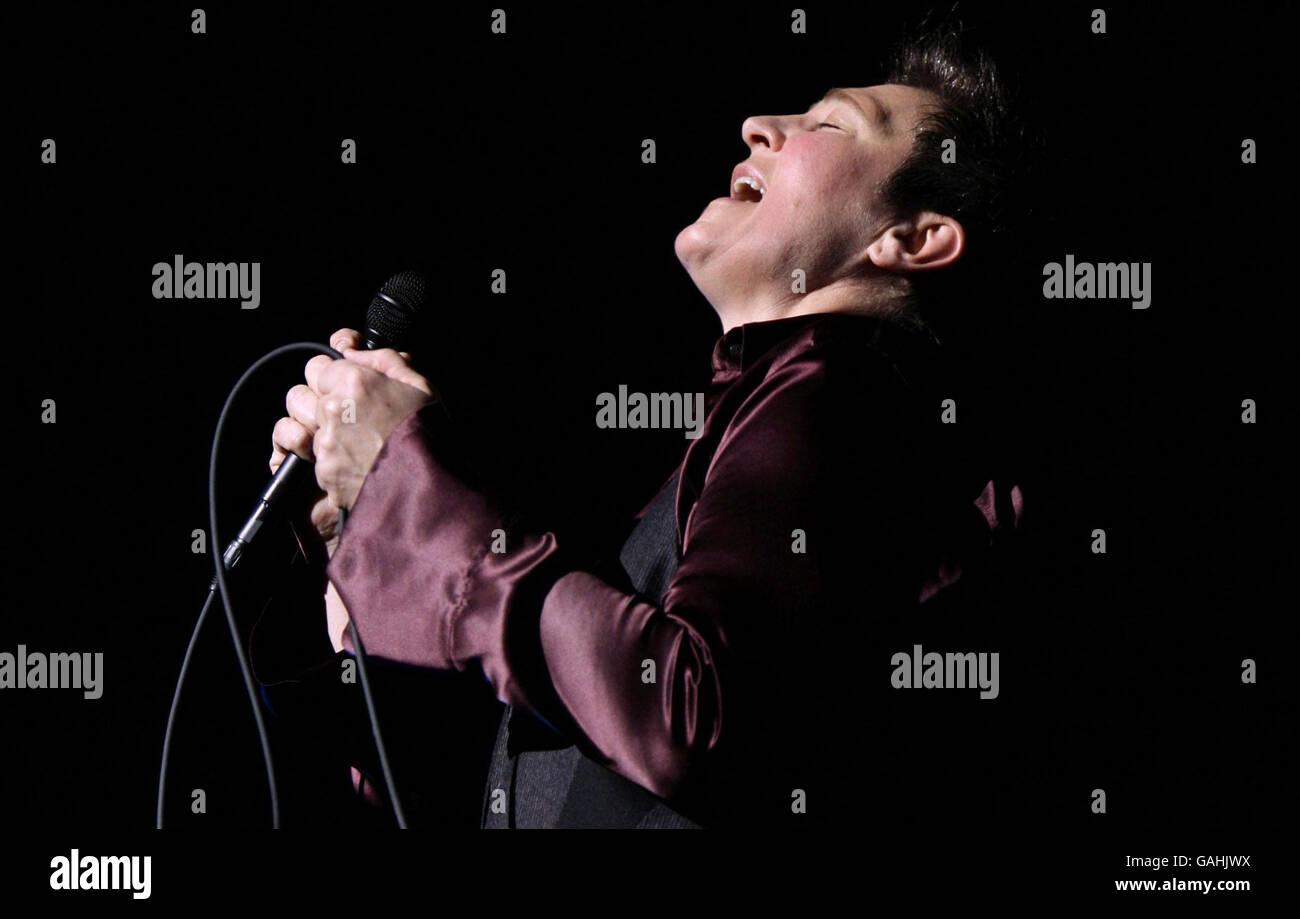 K d lang hi-res stock photography and images - Alamy