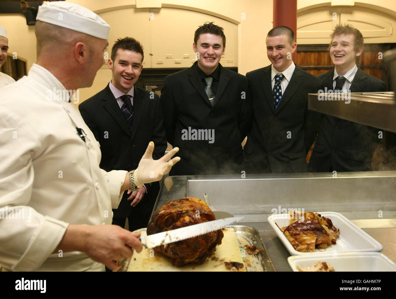 Kitchens buckingham palace hi-res stock photography and images - Alamy