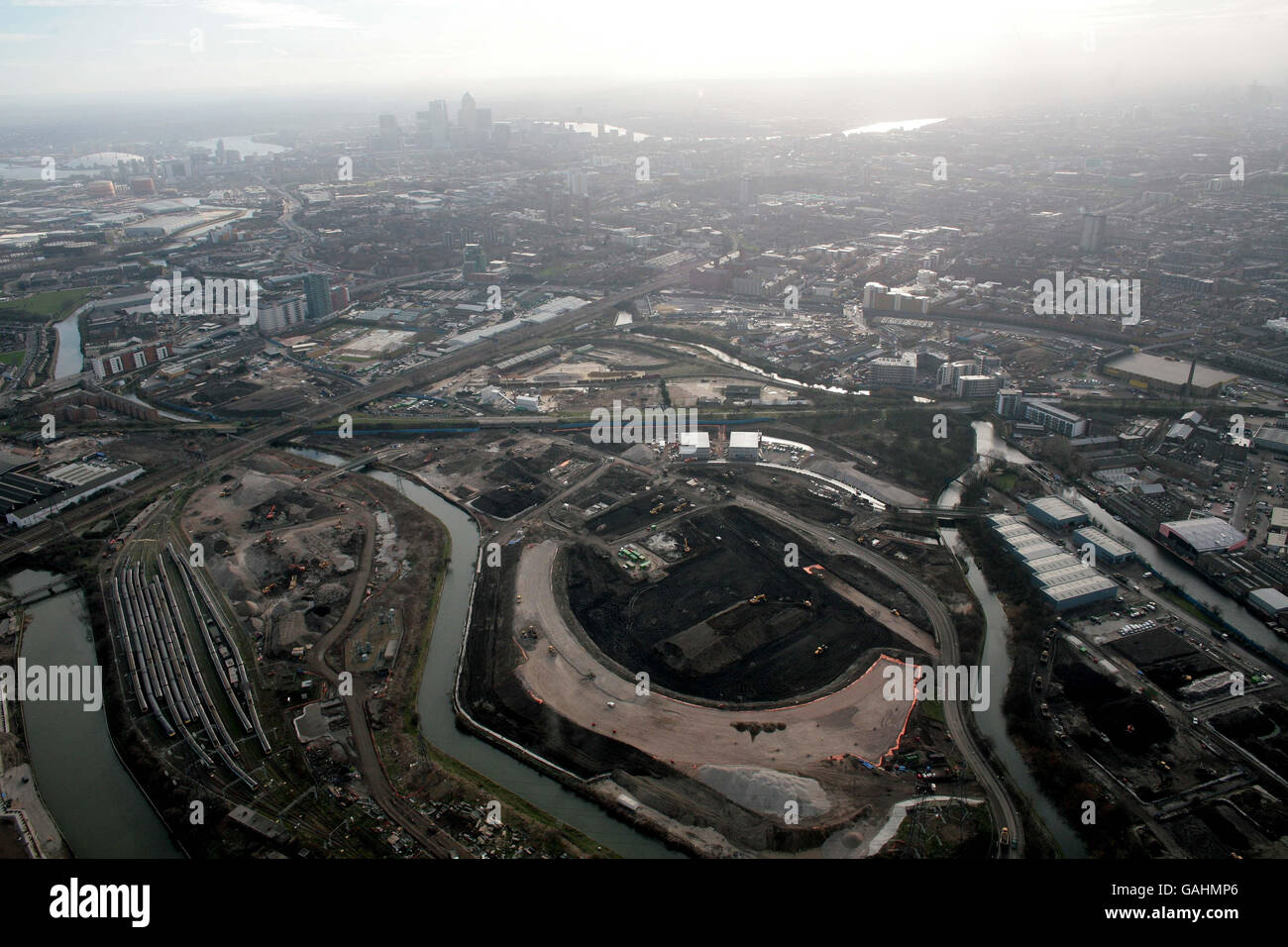 London olympics 2012 stadium aerial hi-res stock photography and images ...