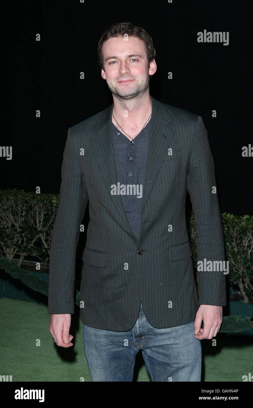 Callum Blue arrives for the 4th Annual Peapod Foundation Benefit ...