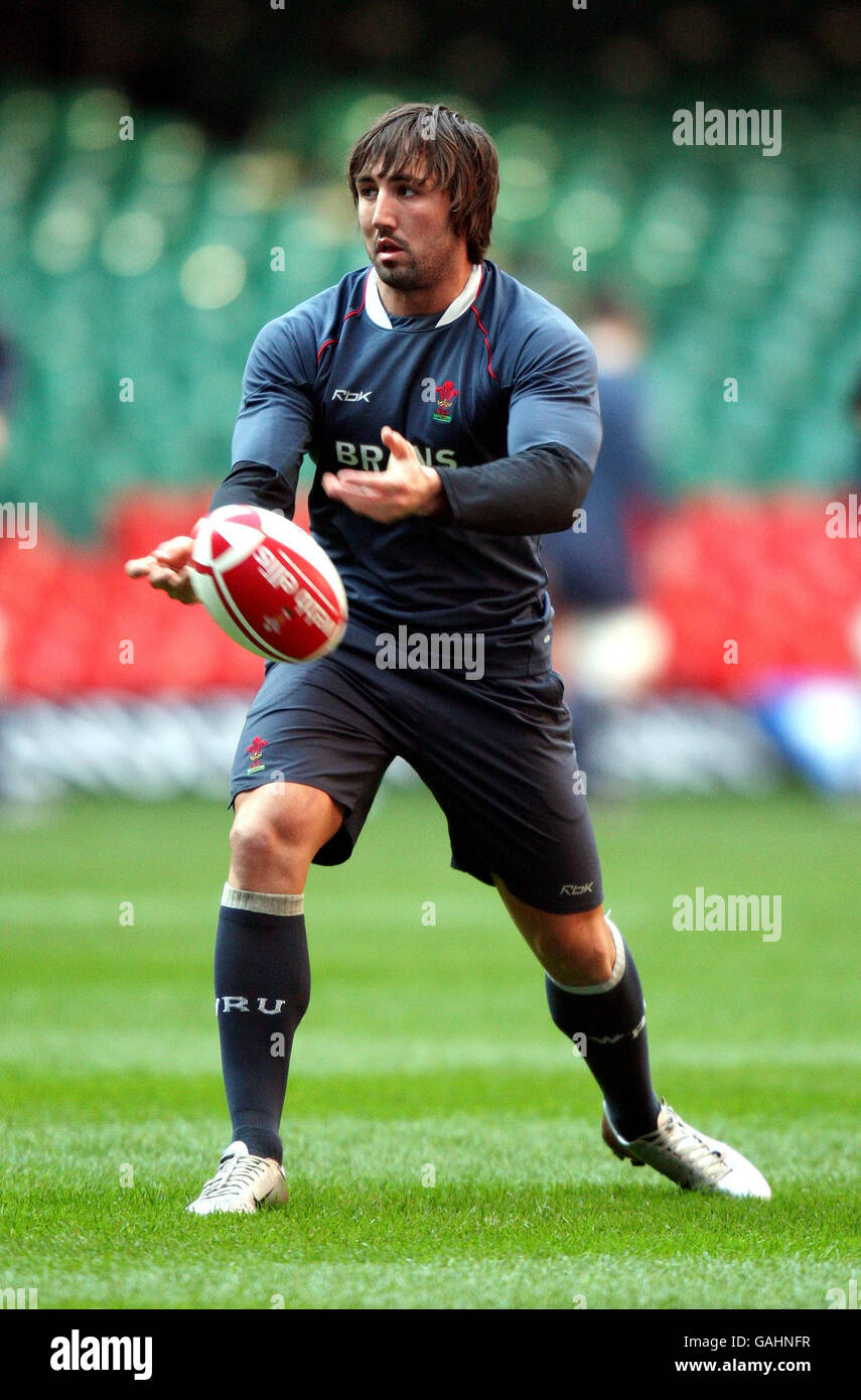 Rugby Union - Wales Captains Run - Millennium Stadium Stock Photo - Alamy