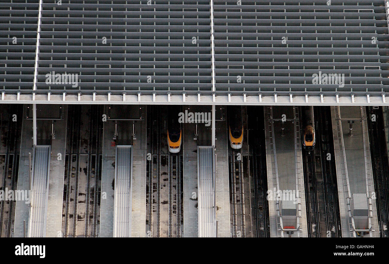 Aerial view of st pancras hi-res stock photography and images - Alamy