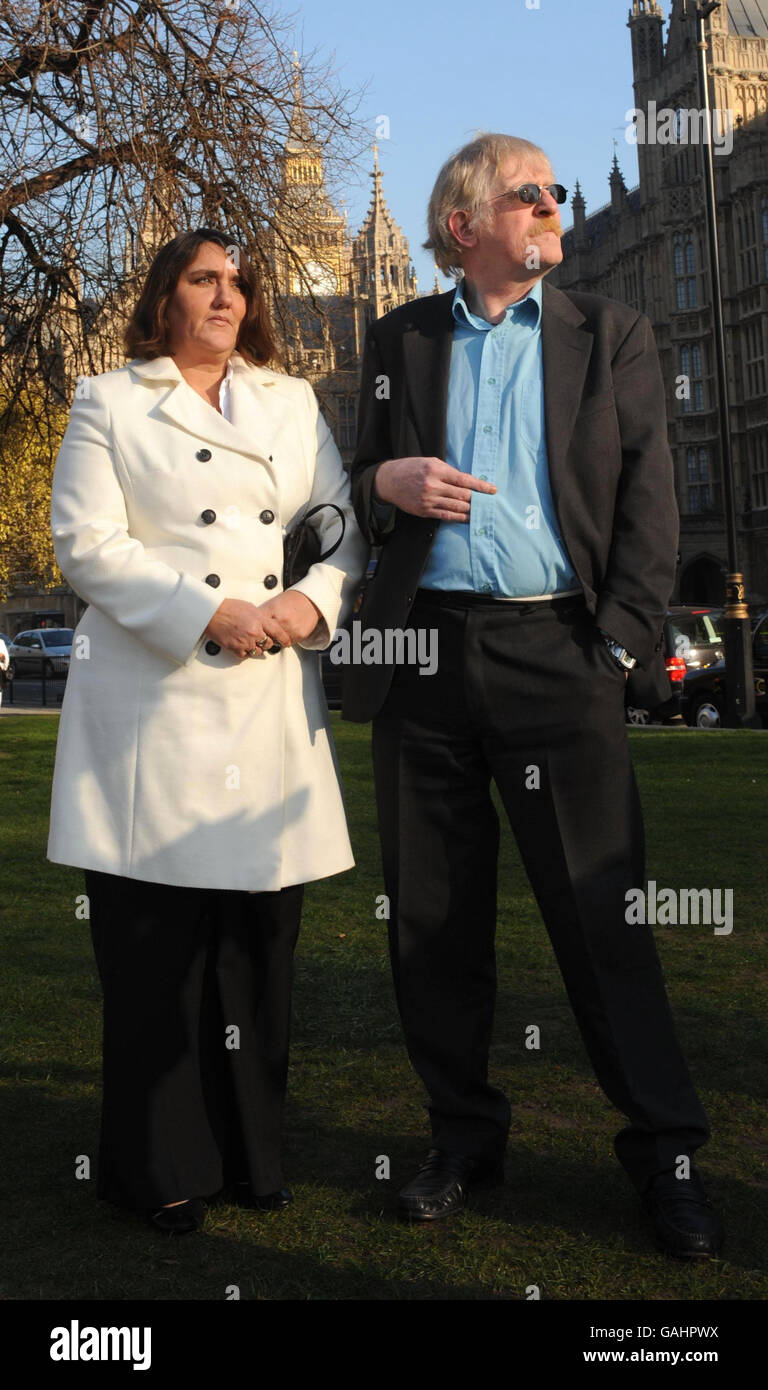 Fusilier gordon gentle and shaun brierley hi-res stock photography and ...