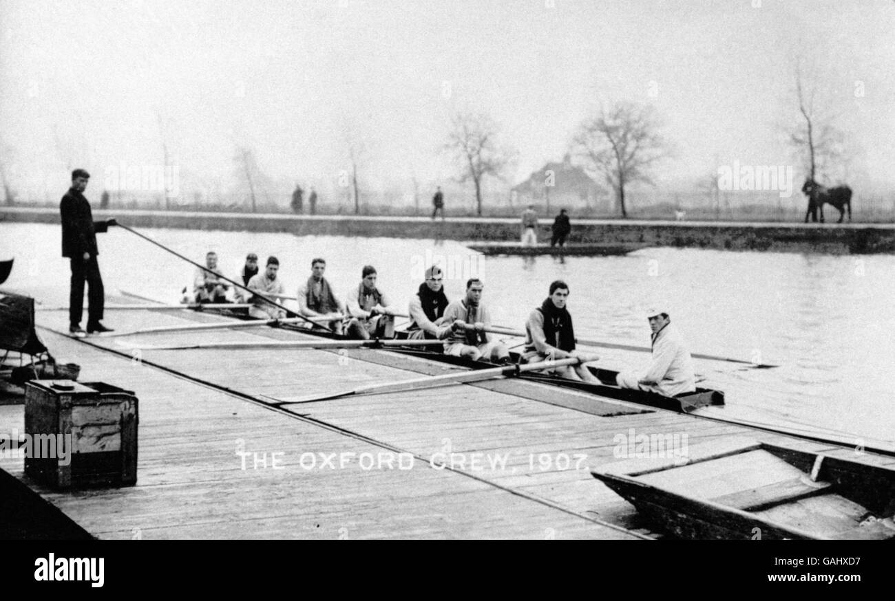Skull Rowing Crossed Oars
