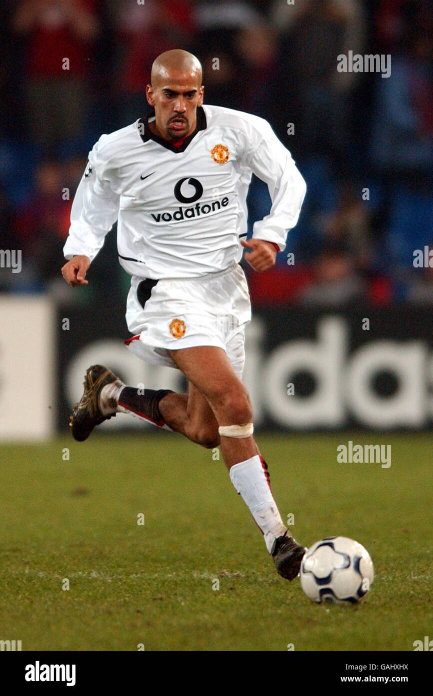 Juan sebastian veron manchester united hi-res stock photography and ...