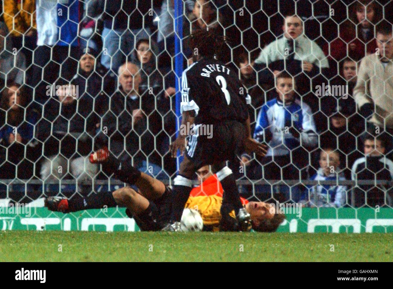 Fulham Goalkeeper Edwin Van der Sar pushs a great save into the path of ...