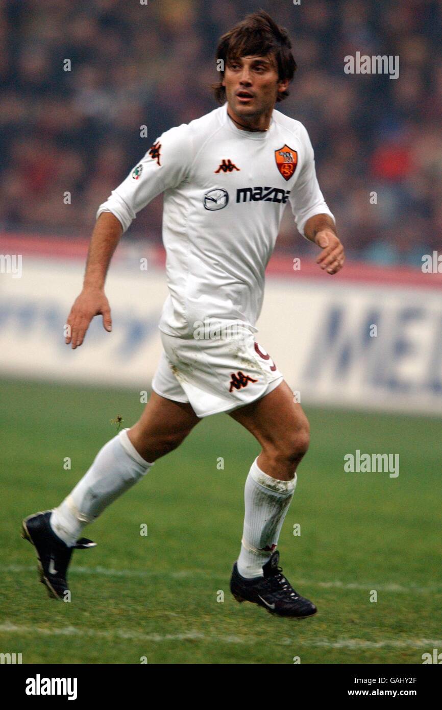 Soccer - Italian Serie A - AC Milan v Roma. Vincenzo Montella, Roma ...