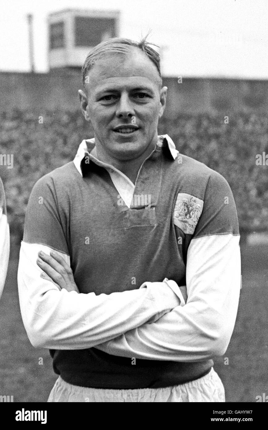 George dews hi-res stock photography and images - Alamy