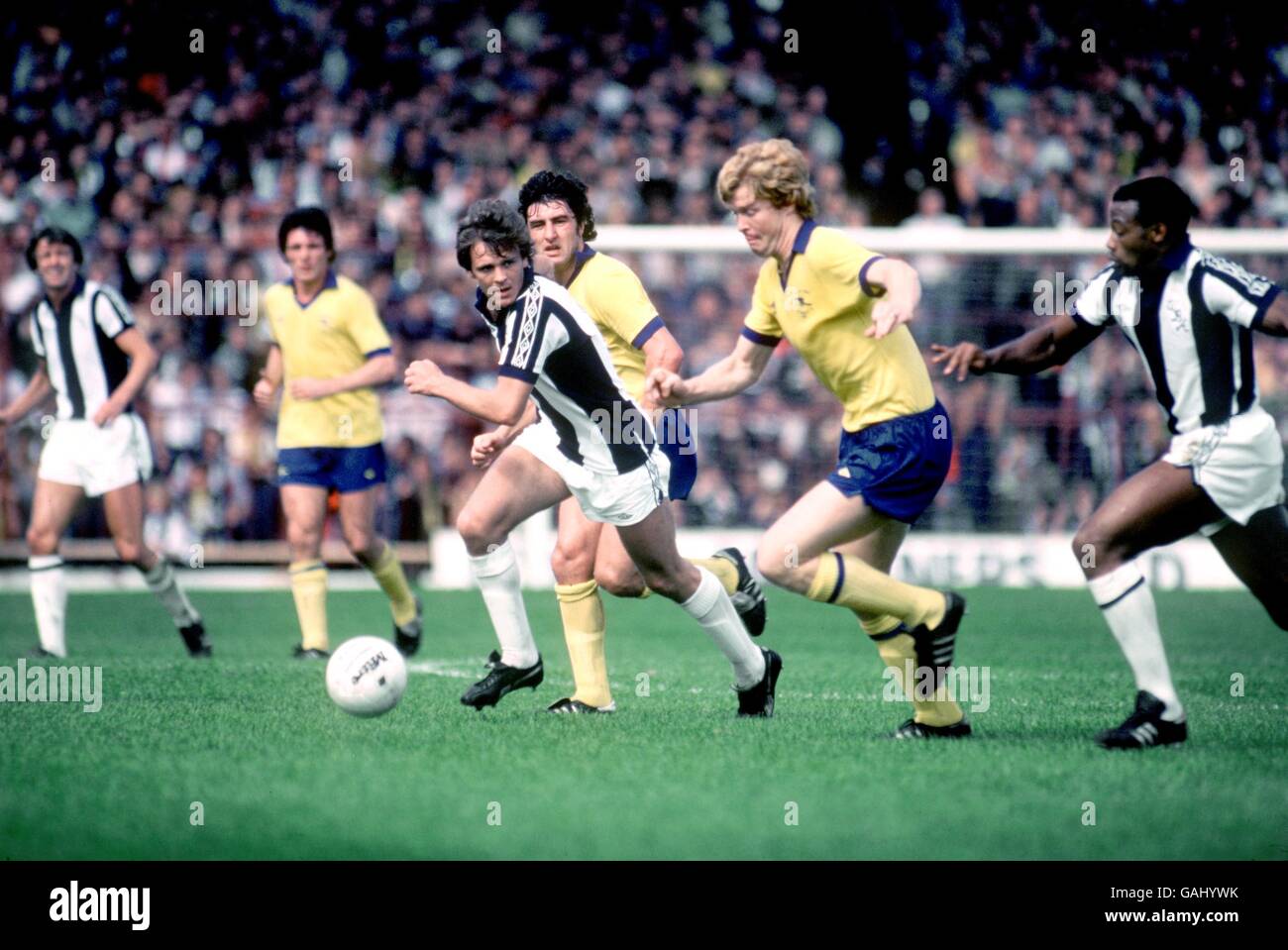 John deehan west bromwich hi-res stock photography and images - Alamy