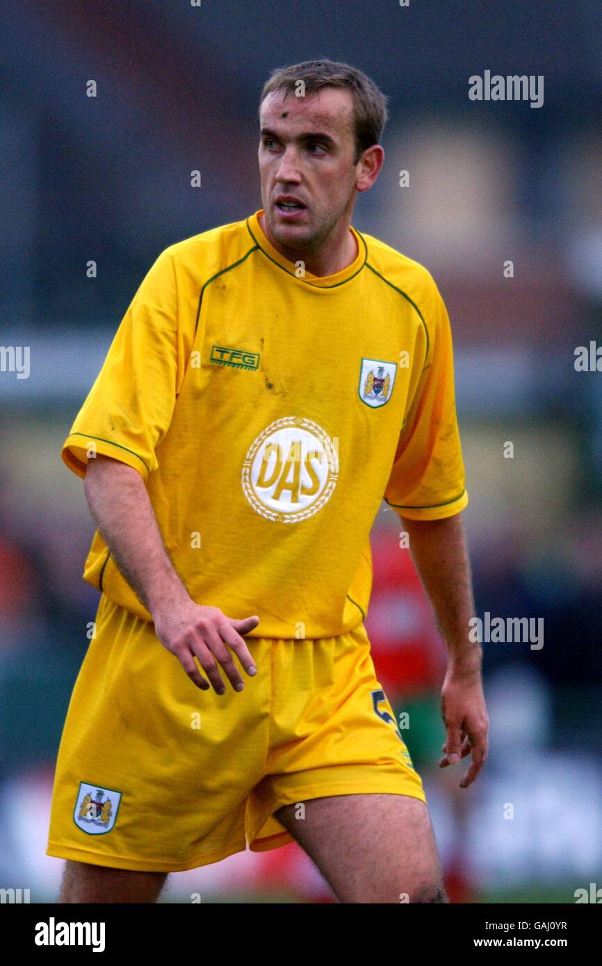 Soccer - FA Cup - Second Round - Harrogate Railway v Bristol City. Tony ...