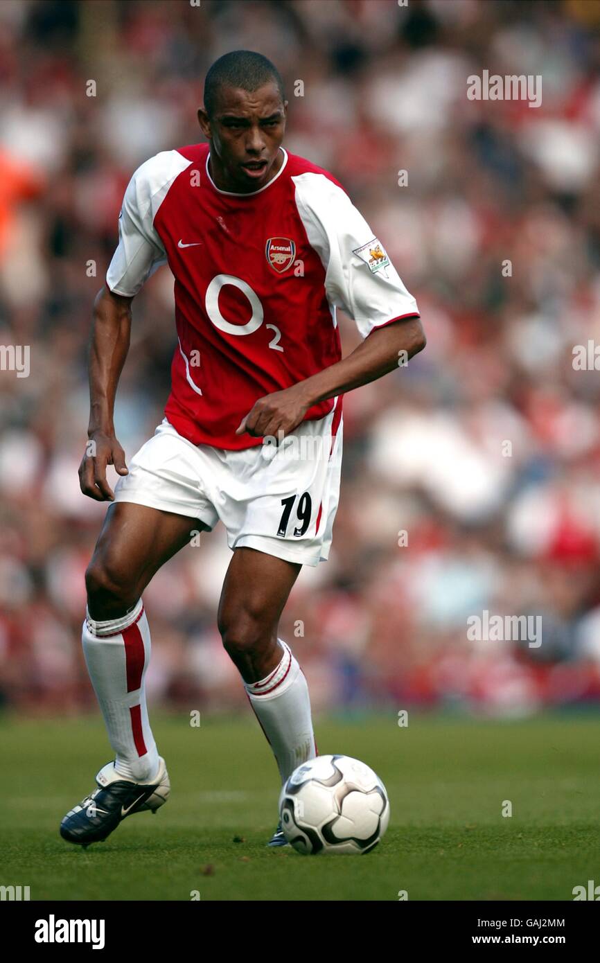 Soccer - FA Barclaycard Premiership - Arsenal v Sunderland. Gilberto ...