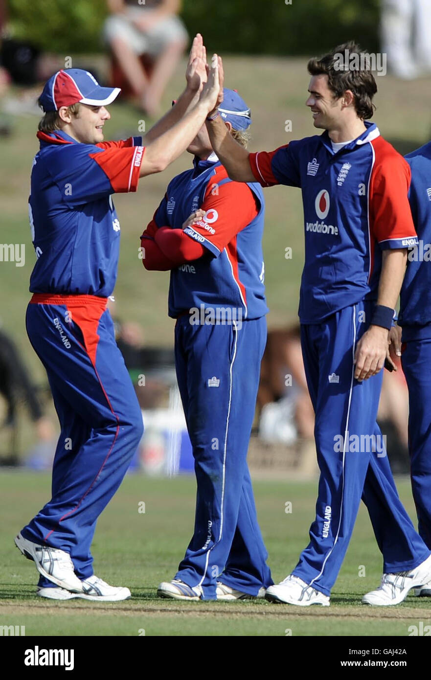 Cricket queen james hi-res stock photography and images - Alamy