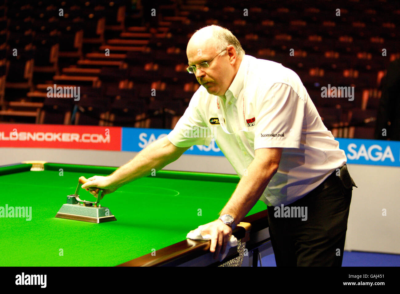 Snooker - SAGA Insurance Masters - Day Two - Wembley Arena Stock Photo ...