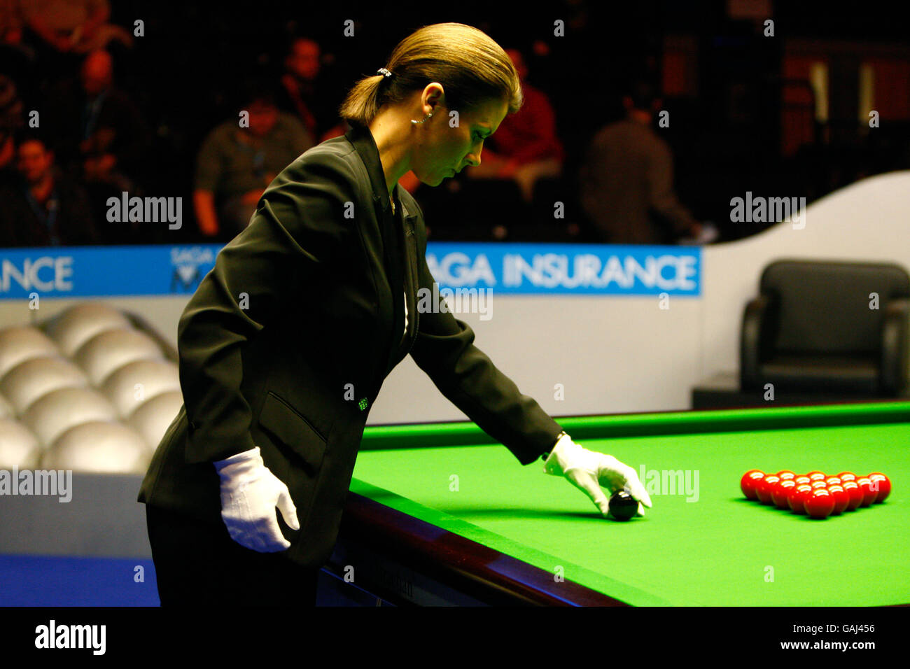 Snooker - SAGA Insurance Masters - Day Two - Wembley Arena. Referee ...