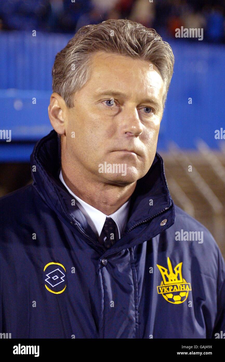 Soccer - European Championships 2004 Qualifier - Group Six - Northern ...