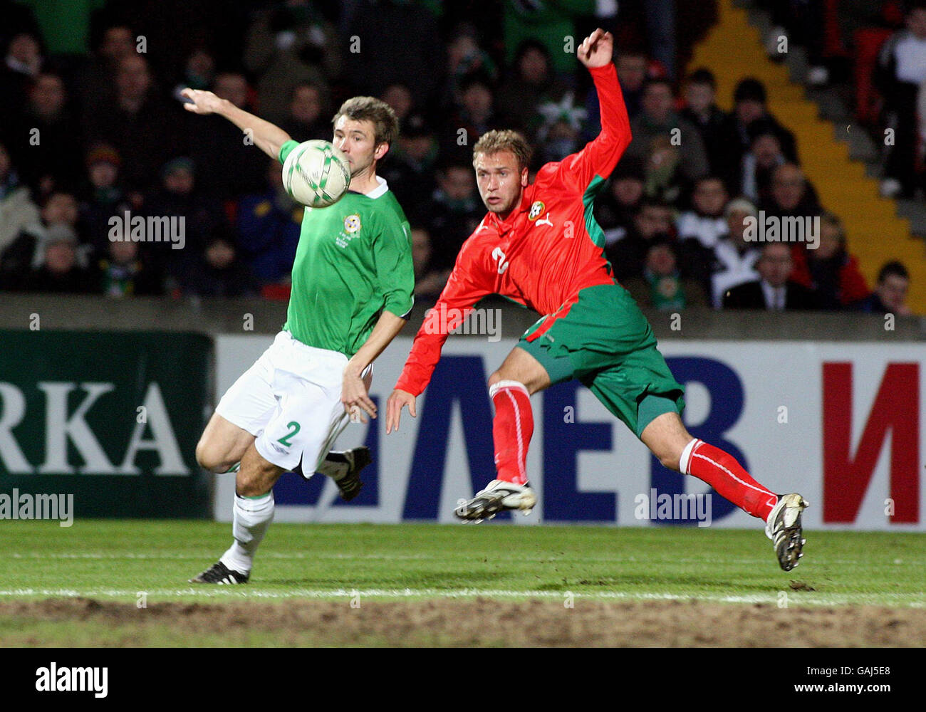 Northern irelands gareth mcauley battle hi-res stock photography and ...