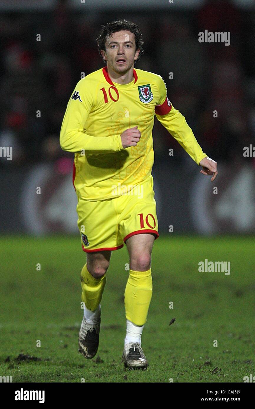 Welsh captain simon davies hi-res stock photography and images - Alamy