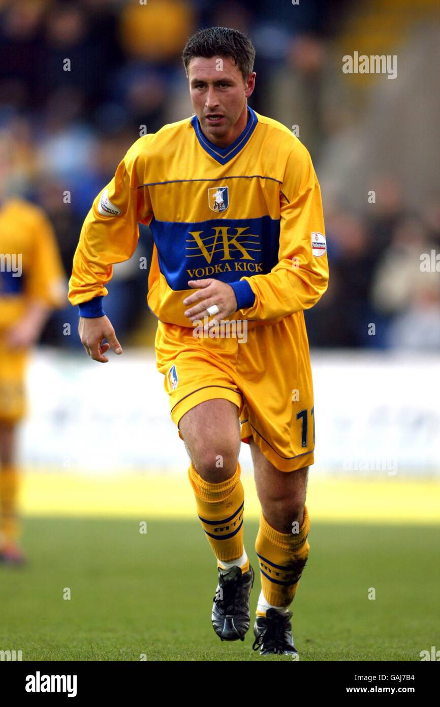 Wayne corden hi-res stock photography and images - Alamy