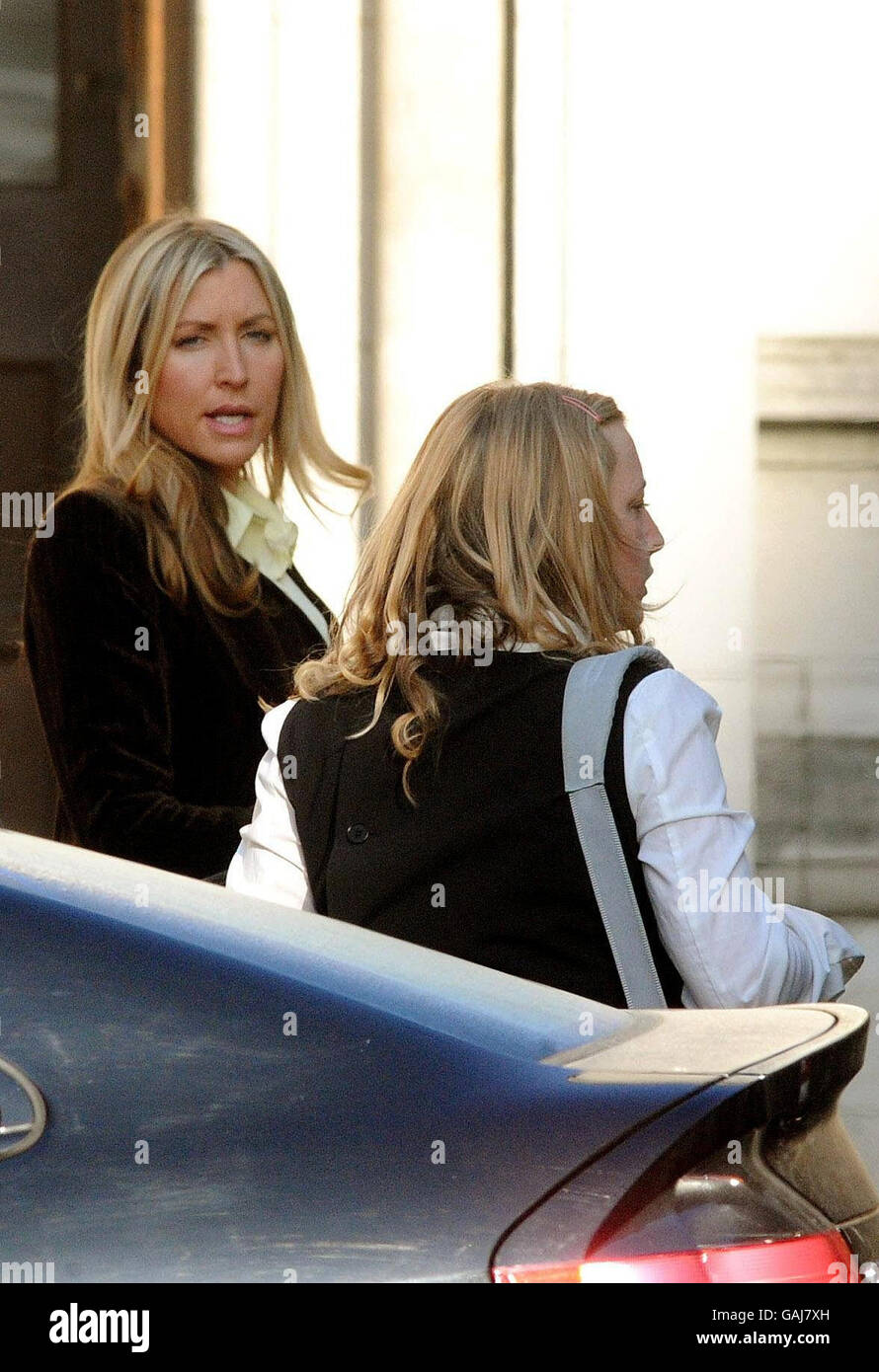 Heather Mills arrives at the High Court today to continue thrashing out ...