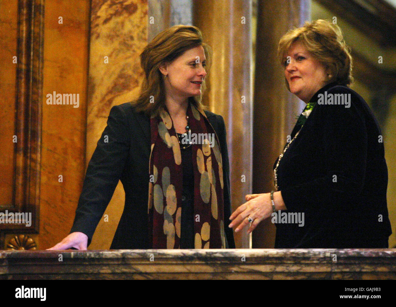 The Prime Ministers wife, Sarah Brown (left) and Glasgow Lady Provost ...