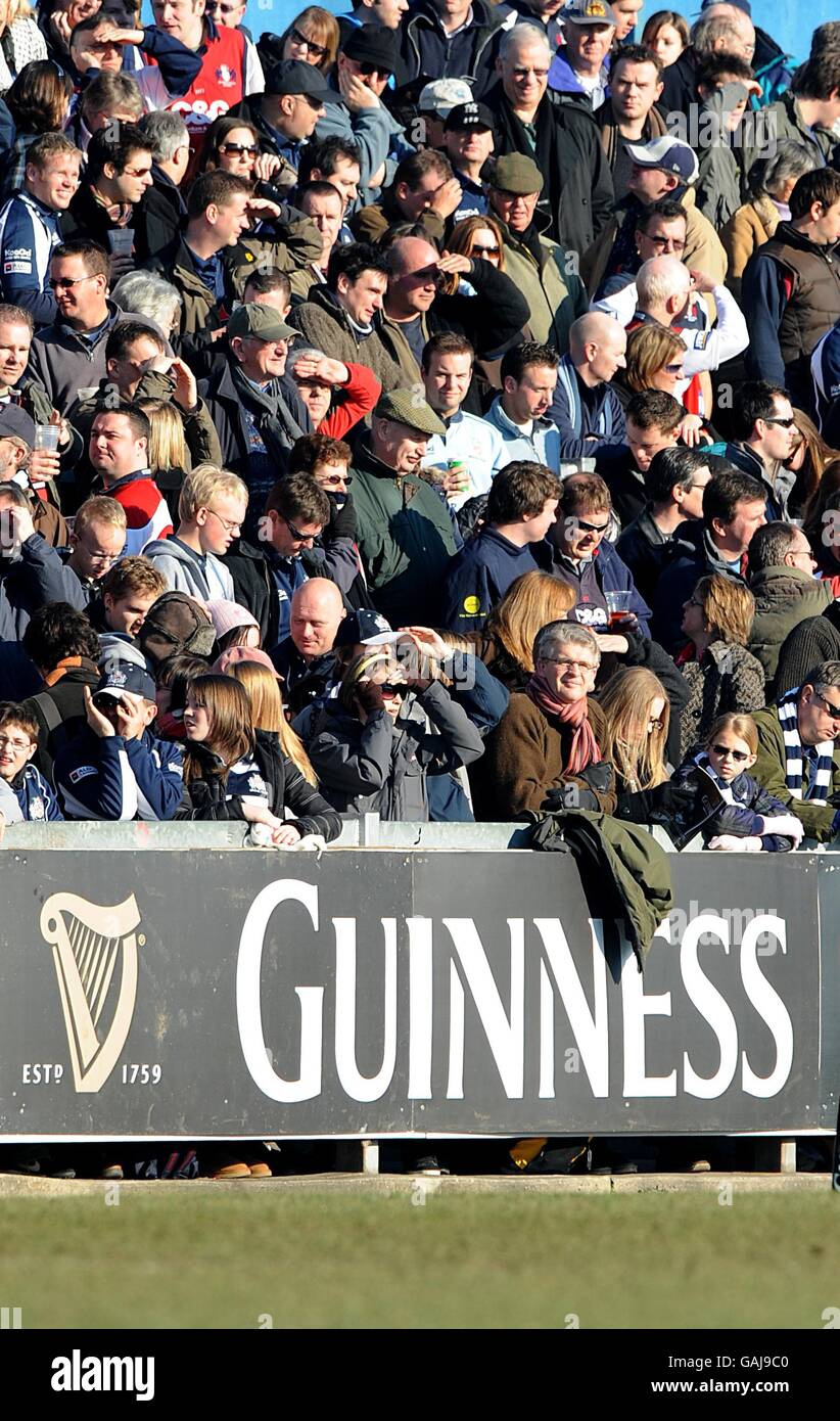 General view crowd memorial stadium hi-res stock photography and images ...