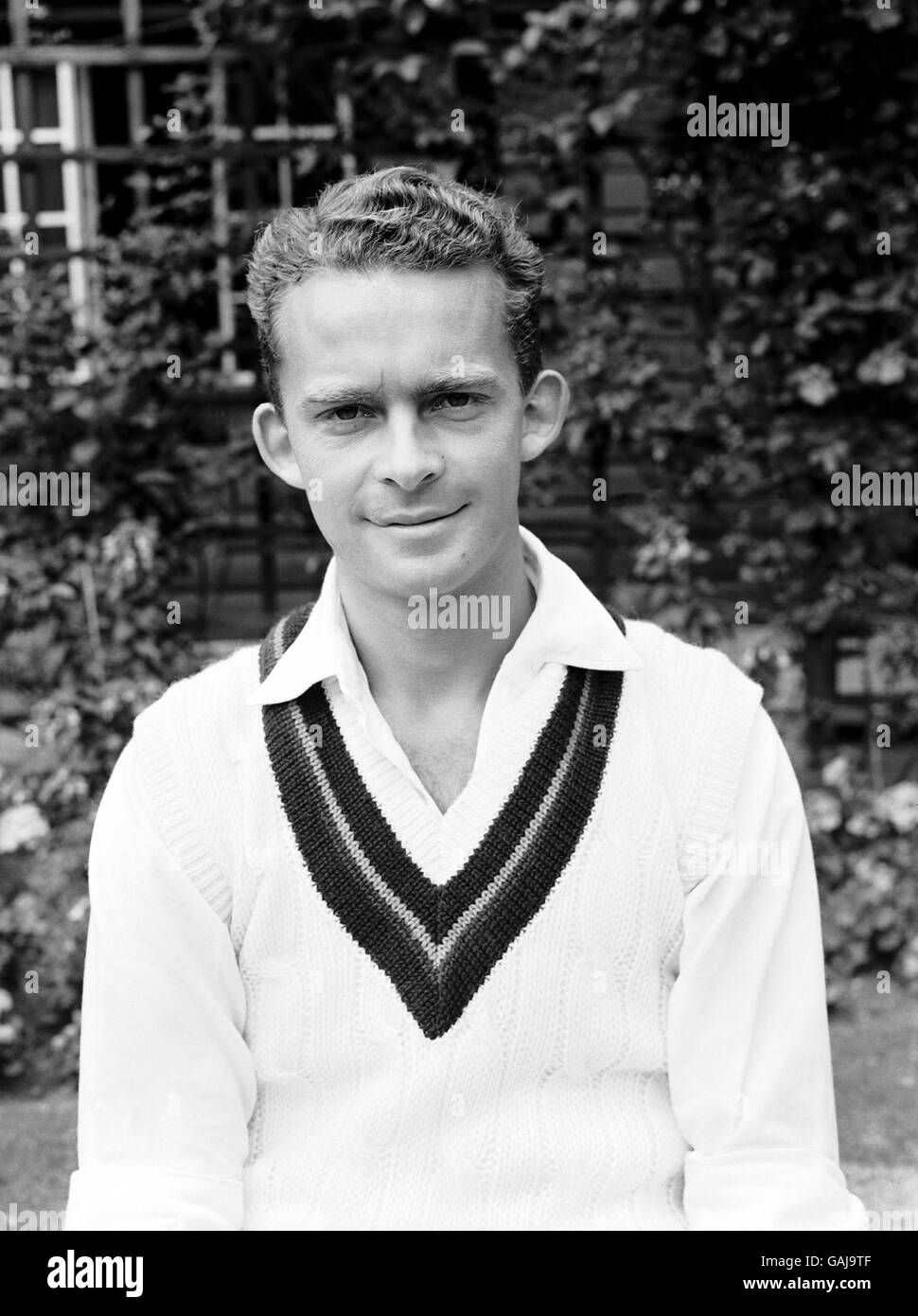 Bob barber cricket hi-res stock photography and images - Alamy