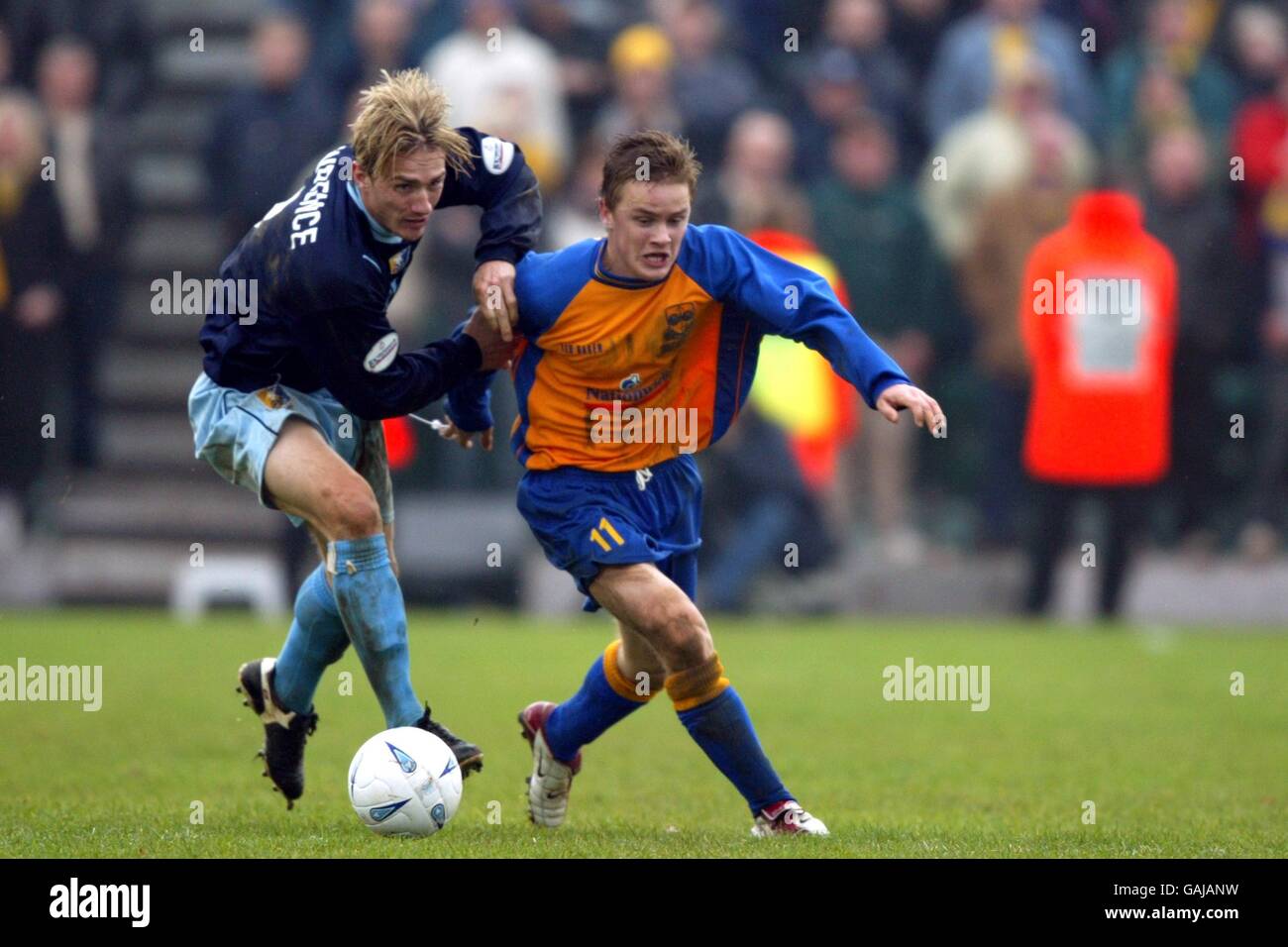 Team baths luke prince takes on mansfield towns liam lawrence hi-res ...
