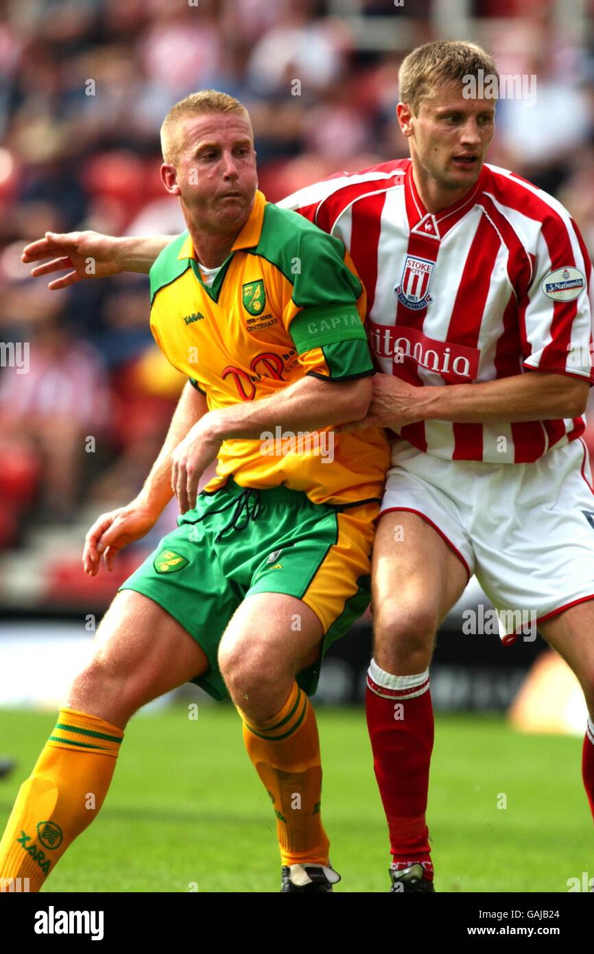 L r iwan roberts hi-res stock photography and images - Alamy