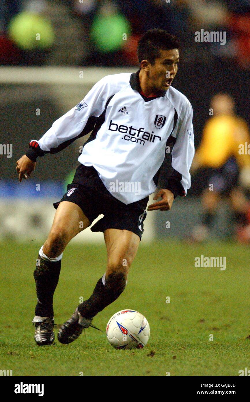 Junichi inamoto of fulham hi-res stock photography and images - Alamy