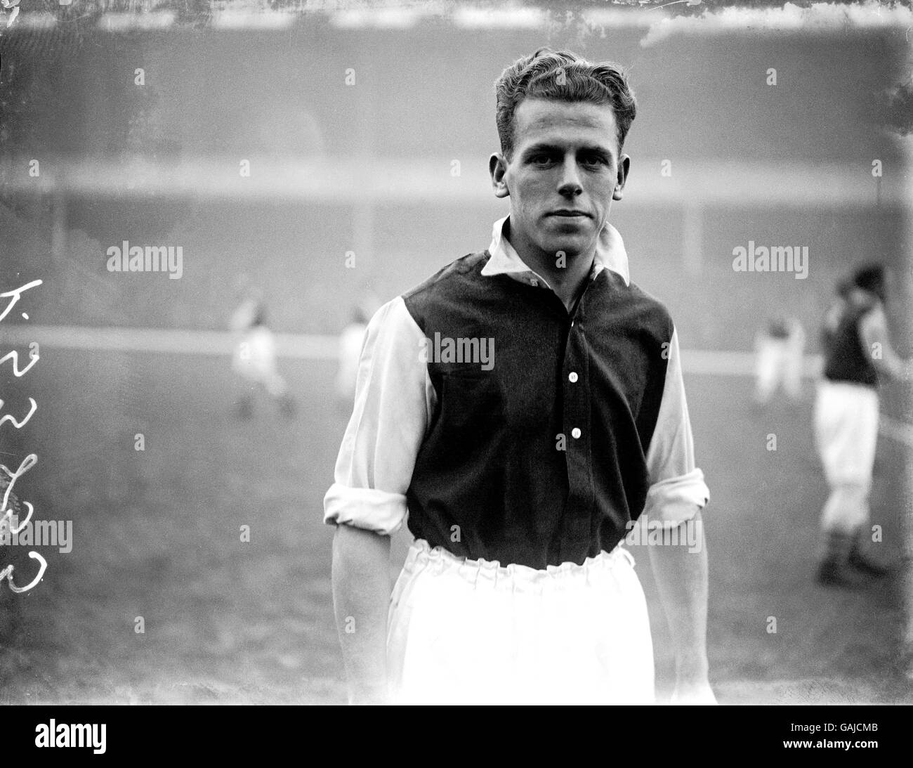 Ralph birkett hi-res stock photography and images - Alamy