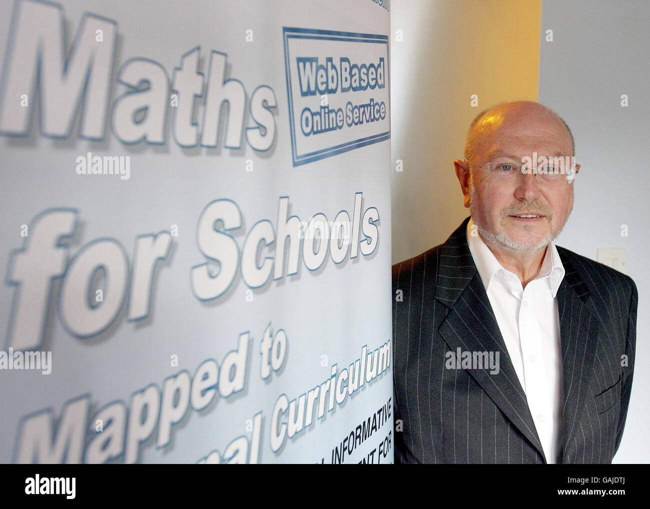 Online teaching company to go global Stock Photo - Alamy