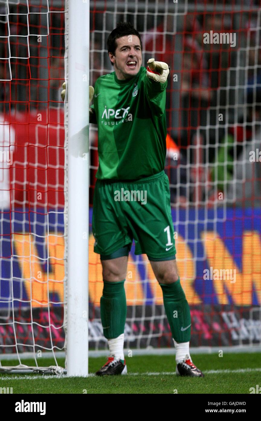 Aberdeen goalkeeper jamie langfield hi-res stock photography and images ...