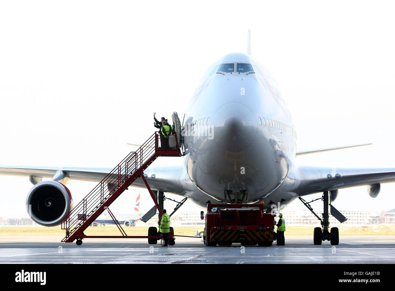Biofuel airplane hi-res stock photography and images - Alamy