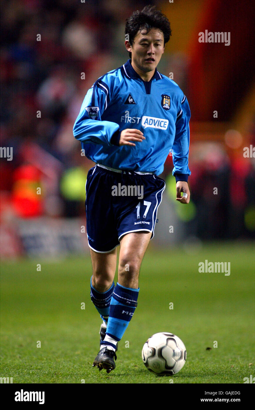 Sun jihai manchester city hi-res stock photography and images - Alamy