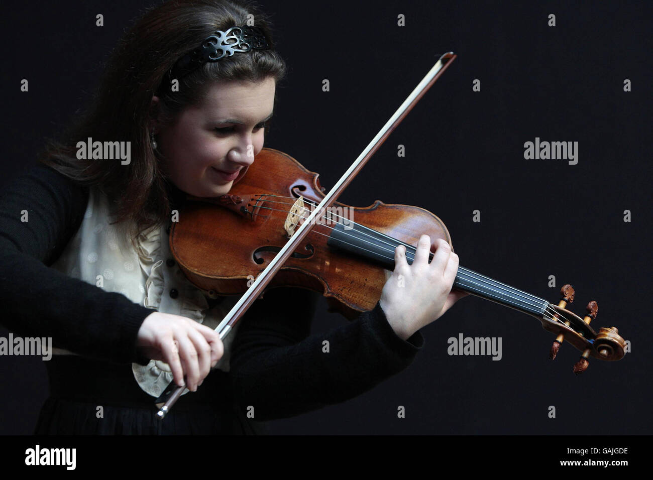 Chloe hanslip hi-res stock photography and images - Alamy