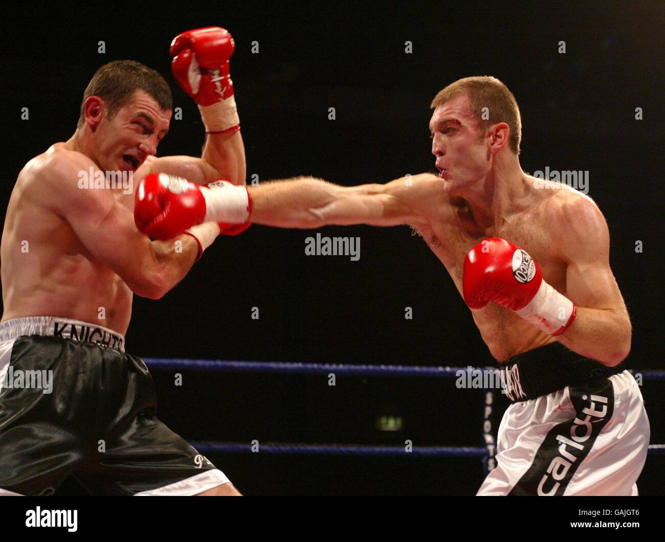 Boxing - Welterweight Title Bout - Neil Sinclair v Paul Knights Stock ...