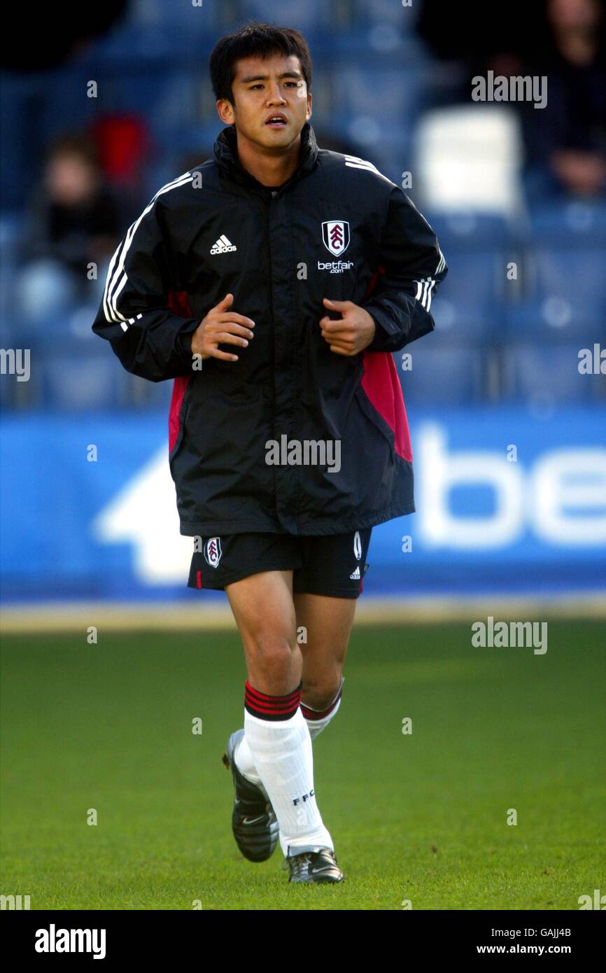 Fulhams junichi inamoto hi-res stock photography and images - Alamy