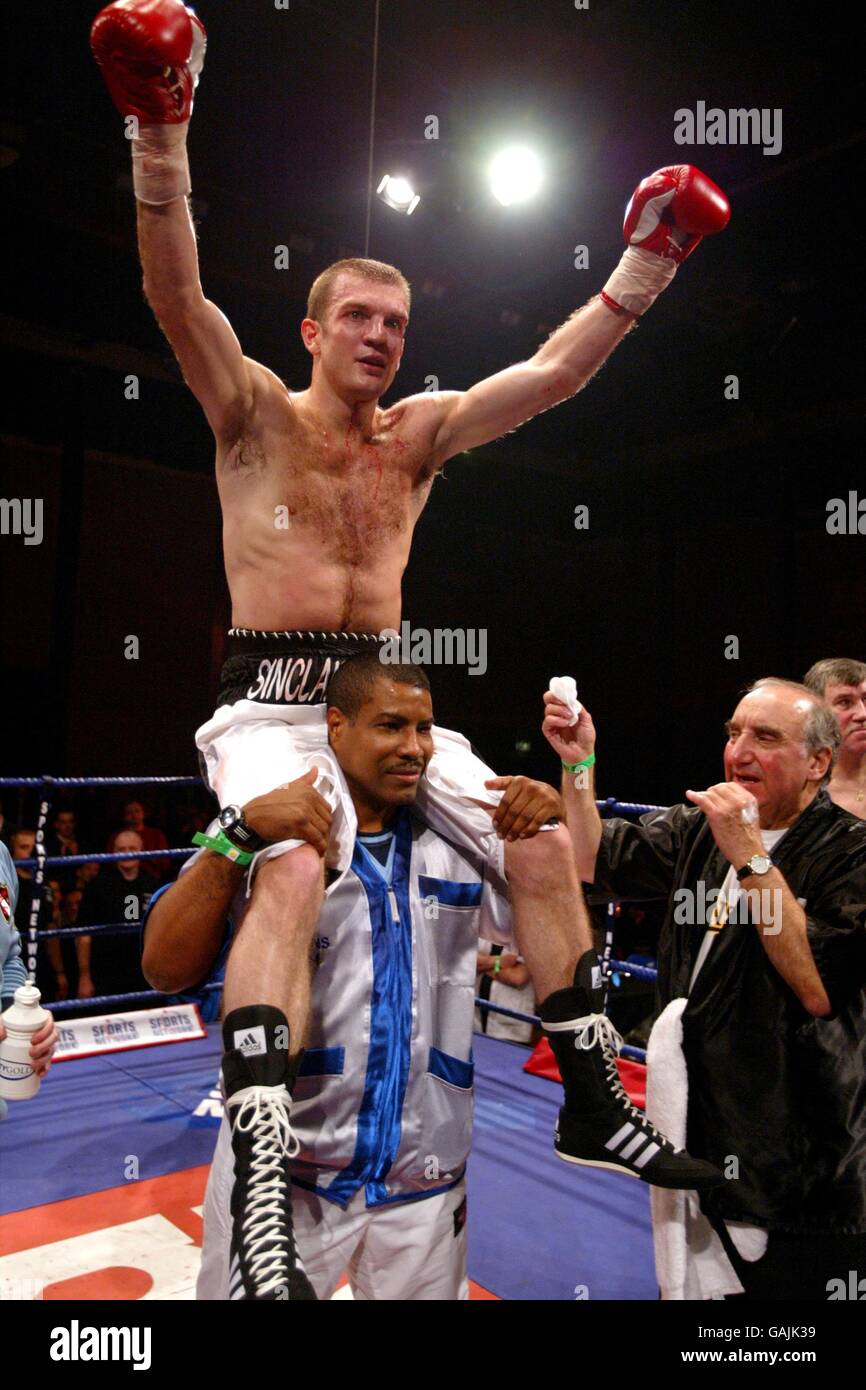 Boxing - Welterweight Championship of Great Britain - Neil Sinclair v ...