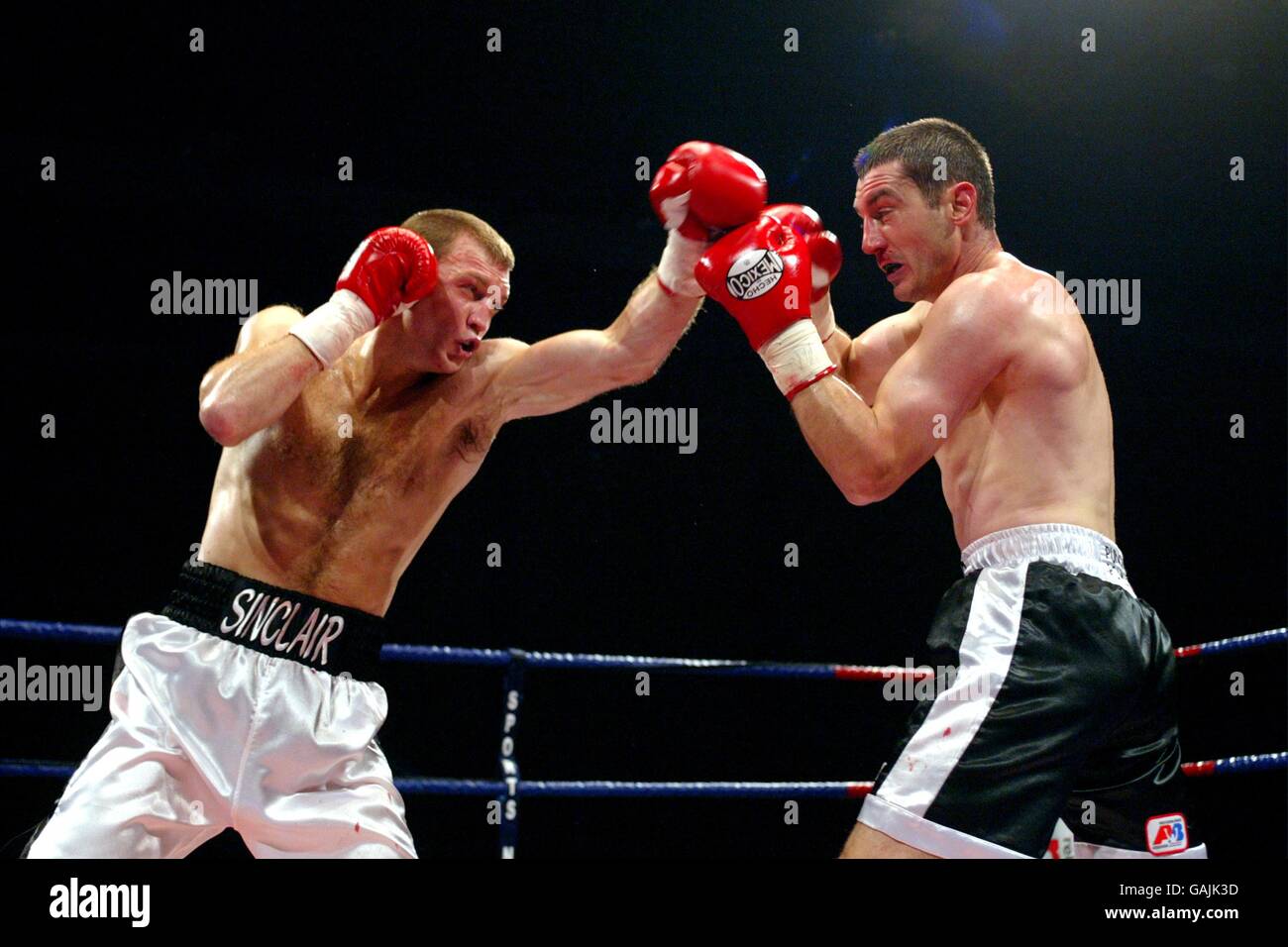 Boxing - Welterweight Championship of Great Britain - Neil Sinclair v ...