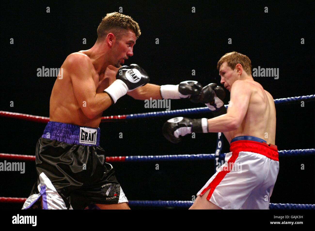 Boxing - International Featherweight Contest - Wayne McCullough v ...