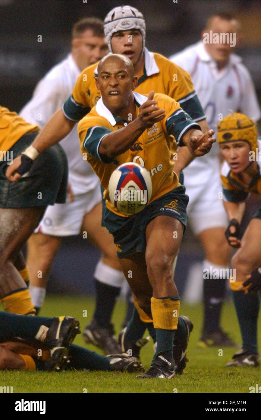 Australias george gregan passes the ball hi-res stock photography and ...