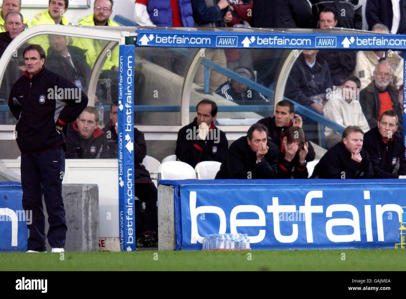 Half bench hi-res stock photography and images - Alamy