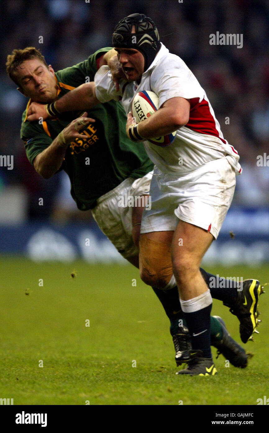 Englands phil vickery is tackled by south africas corne krige hi-res ...